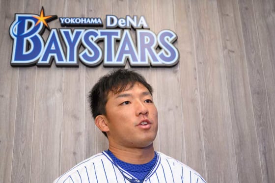 DeNA2年目右腕・齋藤を刺激する"昔の仲間" 巨人・若林から届いたメッセージ | Full-Count