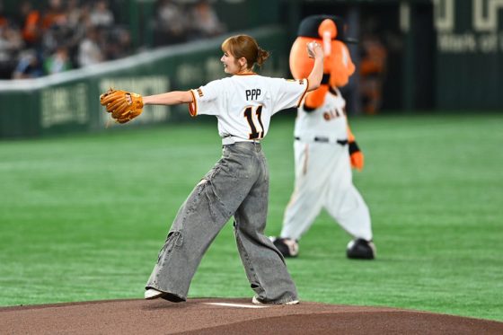 巨人戦に現れた超人気アイドル まさかの"偶然"にSNS騒然「いろいろ重なっててスゴイ」 | Full-Count - (2)